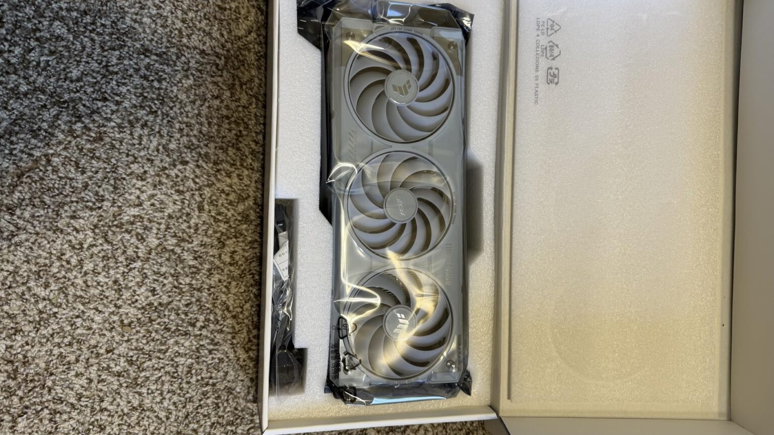 12 Best Dual Fan Graphics Cards GPUs 2025: Tested